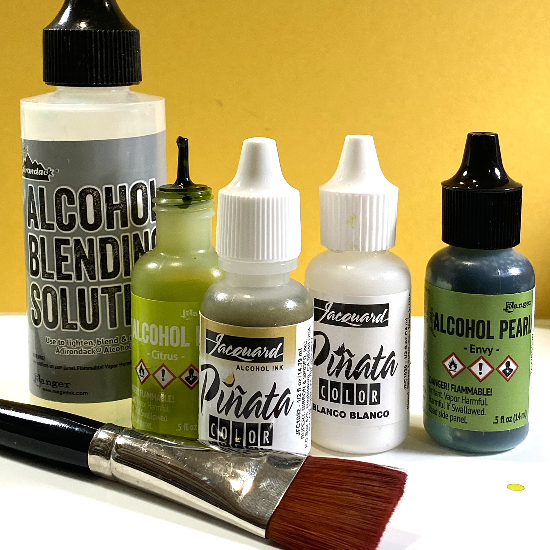 EVO Paper in ACTION – Feeling Gold & Green – Etc Papers